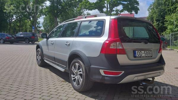 Pelēks Volvo XC70 2009 Alūksne, ar dzinēja tilpumu 2.40 L un nobraukumu 0 tūkst. km par 3900 €, foto 6 vietnē AUTOMOTO.COM.LV