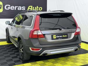 Grey Volvo XC70 2009 in Vilnius, with an engine capacity of 2.40 L and mileage of 296 thousand km for 6890 €, photo 5 on AUTOMOTO.COM.LV