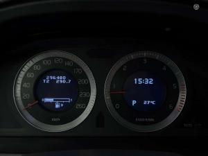 Grey Volvo XC70 2009 in Vilnius, with an engine capacity of 2.40 L and mileage of 296 thousand km for 6890 €, photo 27 on AUTOMOTO.COM.LV