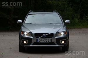 Pelēks Volvo XC70 2009 Rīga, ar dzinēja tilpumu 2.40 L un nobraukumu 279 tūkst. km par 7790 €, foto 4 vietnē AUTOMOTO.COM.LV