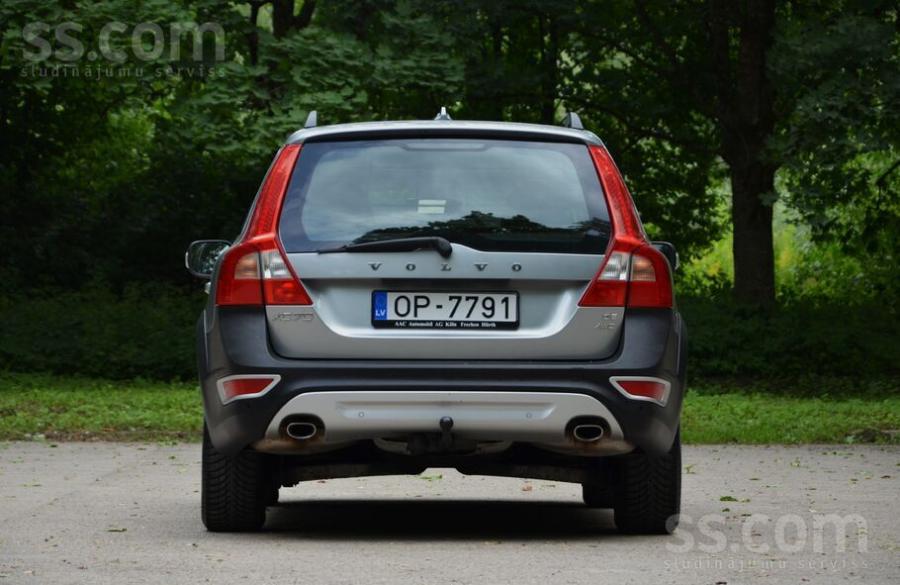 Pelēks Volvo XC70 2009 Rīga, ar dzinēja tilpumu 2.40 L un nobraukumu 279 tūkst. km par 7790 €, foto 8 vietnē AUTOMOTO.COM.LV