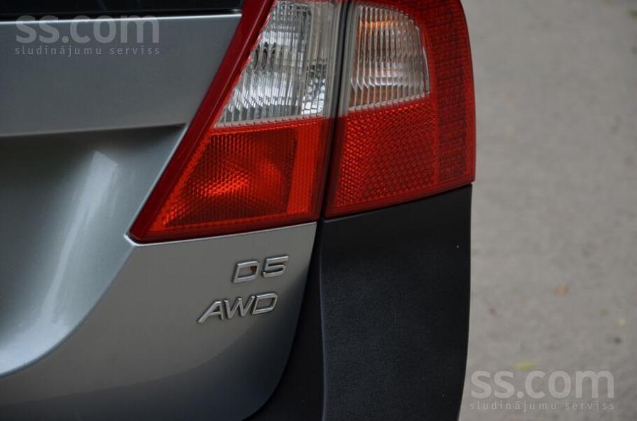 Pelēks Volvo XC70 2009 Rīga, ar dzinēja tilpumu 2.40 L un nobraukumu 279 tūkst. km par 7790 €, foto 9 vietnē AUTOMOTO.COM.LV