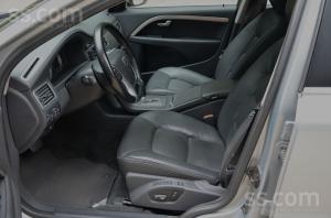Pelēks Volvo XC70 2009 Rīga, ar dzinēja tilpumu 2.40 L un nobraukumu 279 tūkst. km par 7790 €, foto 12 vietnē AUTOMOTO.COM.LV