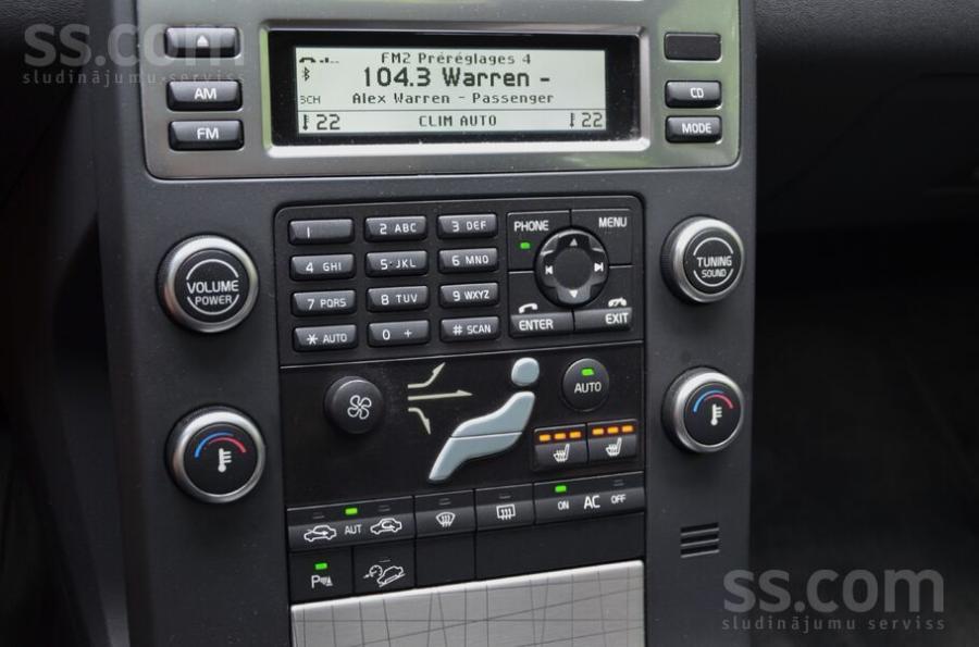 Pelēks Volvo XC70 2009 Rīga, ar dzinēja tilpumu 2.40 L un nobraukumu 279 tūkst. km par 7790 €, foto 18 vietnē AUTOMOTO.COM.LV