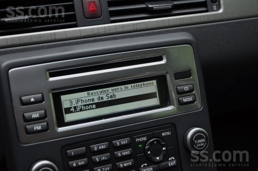 Pelēks Volvo XC70 2009 Rīga, ar dzinēja tilpumu 2.40 L un nobraukumu 279 tūkst. km par 7790 €, foto 21 vietnē AUTOMOTO.COM.LV