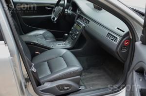 Pelēks Volvo XC70 2009 Rīga, ar dzinēja tilpumu 2.40 L un nobraukumu 279 tūkst. km par 7790 €, foto 26 vietnē AUTOMOTO.COM.LV