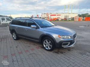 Grey Volvo XC70 2009 in Kedainiai, with an engine capacity of 2.40 L and mileage of 293 thousand km for 4200 €, photo 3 on AUTOMOTO.COM.LV