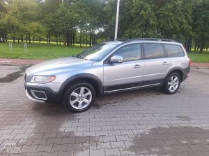 Grey Volvo XC70 2009 in Kedainiai, with an engine capacity of 2.40 L and mileage of 293 thousand km for 4200 €, photo 5 on AUTOMOTO.COM.LV