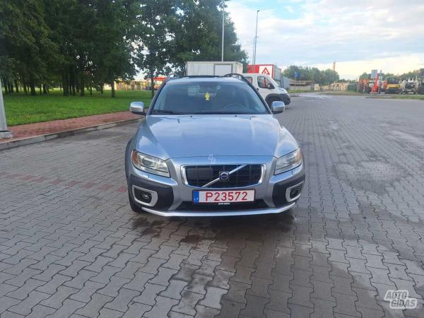 Grey Volvo XC70 2009 in Kedainiai, with an engine capacity of 2.40 L and mileage of 293 thousand km for 4200 €, photo 5 on AUTOMOTO.COM.LV
