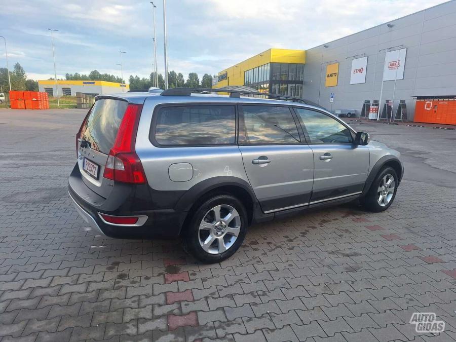 Grey Volvo XC70 2009 in Kedainiai, with an engine capacity of 2.40 L and mileage of 293 thousand km for 4200 €, photo 7 on AUTOMOTO.COM.LV