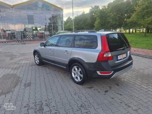 Grey Volvo XC70 2009 in Kedainiai, with an engine capacity of 2.40 L and mileage of 293 thousand km for 4200 €, photo 9 on AUTOMOTO.COM.LV