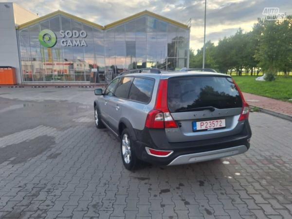 Grey Volvo XC70 2009 in Kedainiai, with an engine capacity of 2.40 L and mileage of 293 thousand km for 4200 €, photo 9 on AUTOMOTO.COM.LV