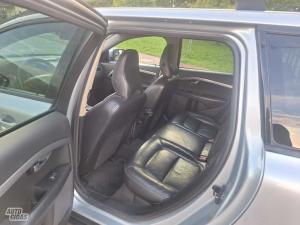 Grey Volvo XC70 2009 in Kedainiai, with an engine capacity of 2.40 L and mileage of 293 thousand km for 4200 €, photo 15 on AUTOMOTO.COM.LV