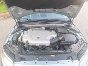 Grey Volvo XC70 2009 in Kedainiai, with an engine capacity of 2.40 L and mileage of 293 thousand km for 4200 €, photo 18 on AUTOMOTO.COM.LV