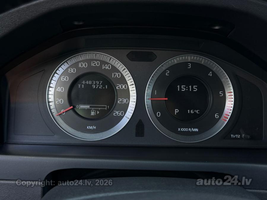Серый Вольво ХС70 2009 в Тарту, объемом двигателя 2.40 л и пробегом 440 тыс. км за 4200 €, фото 15 на AUTOMOTO.COM.LV