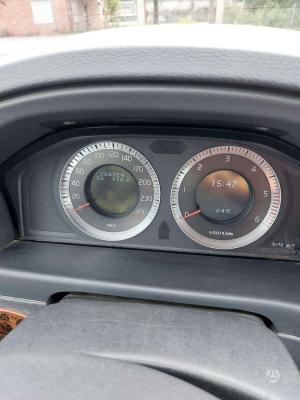 Pelēks Volvo XC70 2009 Ignalina, ar dzinēja tilpumu 2.40 L un nobraukumu 261 tūkst. km par 6490 €, foto 19 vietnē AUTOMOTO.COM.LV