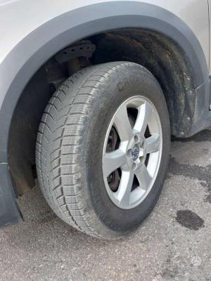 Pelēks Volvo XC70 2009 Ignalina, ar dzinēja tilpumu 2.40 L un nobraukumu 261 tūkst. km par 6490 €, foto 26 vietnē AUTOMOTO.COM.LV