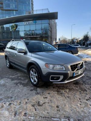 Pelēks Volvo XC70 2010 Viļņa, ar dzinēja tilpumu 2.40 L un nobraukumu 286 tūkst. km par 9500 €, foto 6 vietnē AUTOMOTO.COM.LV