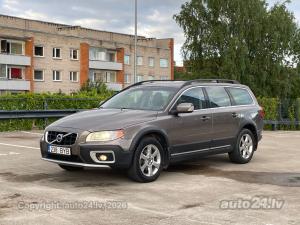Grey Volvo XC70 2010 in Tartu, with an engine capacity of 2.40 L and mileage of 295 thousand km for 6000 €, photo  on AUTOMOTO.COM.LV