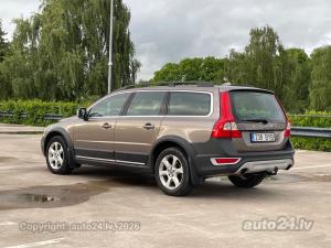 Grey Volvo XC70 2010 in Tartu, with an engine capacity of 2.40 L and mileage of 295 thousand km for 6000 €, photo 5 on AUTOMOTO.COM.LV