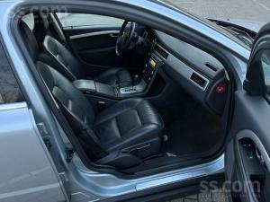 Grey Volvo XC70 2010 in Jurmala, with an engine capacity of 2.40 L and mileage of 0 thousand km for 6450 €, photo 7 on AUTOMOTO.COM.LV