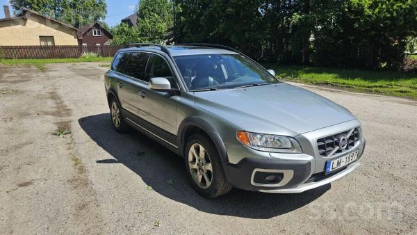 Pelēks Volvo XC70 2010 Talsi, ar dzinēja tilpumu 2.40 L un nobraukumu 355 tūkst. km par 5500 €, foto 6 vietnē AUTOMOTO.COM.LV