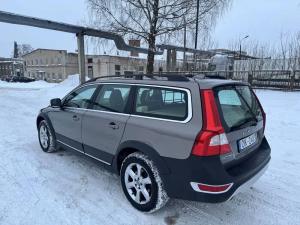 Grey Volvo XC70 2010 in Rezekne, with an engine capacity of 2.40 L and mileage of 286 thousand km for 6400 €, photo 8 on AUTOMOTO.COM.LV