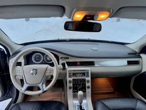 Grey Volvo XC70 2010 in Rezekne, with an engine capacity of 2.40 L and mileage of 286 thousand km for 6400 €, photo 14 on AUTOMOTO.COM.LV