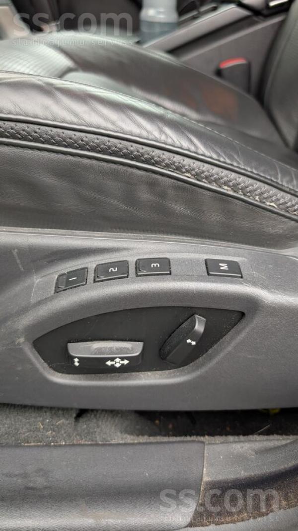 Pelēks Volvo XC70 2010 Rīga, ar dzinēja tilpumu 2.40 L un nobraukumu 147 tūkst. km par 10999 €, foto 9 vietnē AUTOMOTO.COM.LV