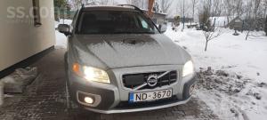 Grey Volvo XC70 2010 in Ogre, with an engine capacity of 2.40 L and mileage of 480 thousand km for 5200 €, photo 3 on AUTOMOTO.COM.LV
