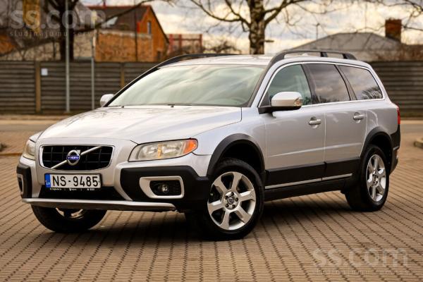 Pelēks Volvo XC70 2011 Aizkraukle, ar dzinēja tilpumu 2.00 L un nobraukumu 0 tūkst. km par 7990 €, foto 1 vietnē AUTOMOTO.COM.LV