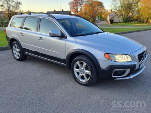 Grey Volvo XC70 2011 in Saldus, with an engine capacity of 2.40 L and mileage of 310 thousand km for 1750 €, photo 2 on AUTOMOTO.COM.LV