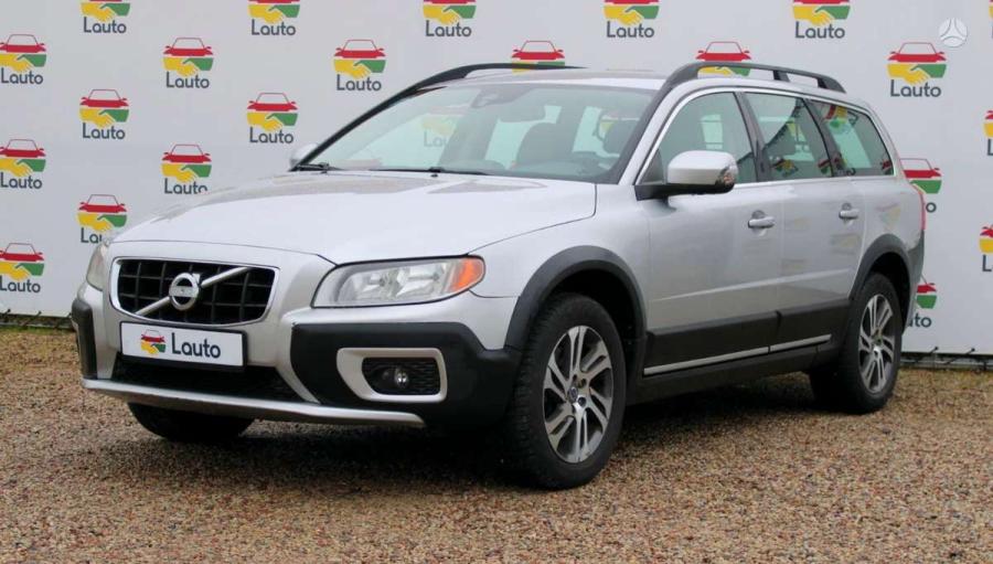 Grey Volvo XC70 2011 in Vilnius, with an engine capacity of 2.40 L and mileage of 292 thousand km for 8890 €, photo 1 on AUTOMOTO.COM.LV