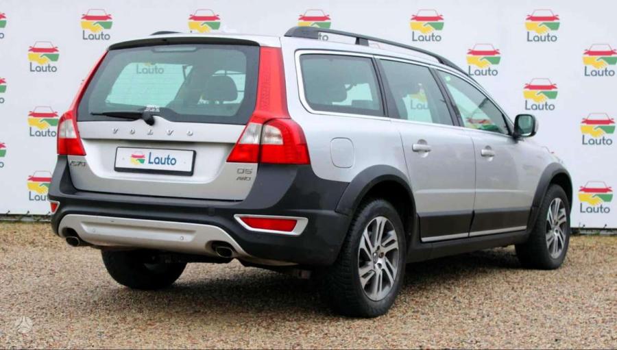 Pelēks Volvo XC70 2011 Viļņa, ar dzinēja tilpumu 2.40 L un nobraukumu 292 tūkst. km par 8890 €, foto 4 vietnē AUTOMOTO.COM.LV