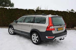 Grey Volvo XC70 2011 in Alytus, with an engine capacity of 2.40 L and mileage of 290 thousand km for 7600 €, photo 3 on AUTOMOTO.COM.LV