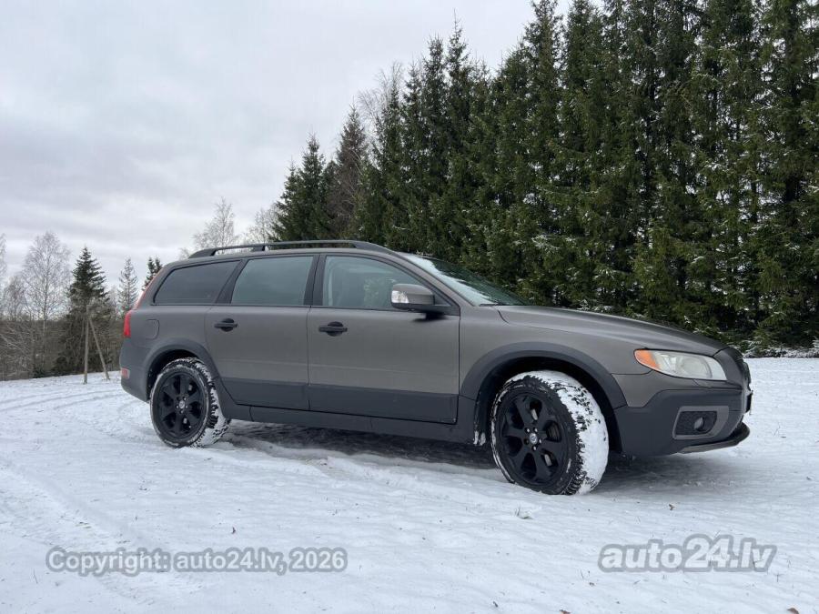 Pelēks Volvo XC70 2011 Otepē, ar dzinēja tilpumu 2.40 L un nobraukumu 348 tūkst. km par 6300 €, foto 2 vietnē AUTOMOTO.COM.LV