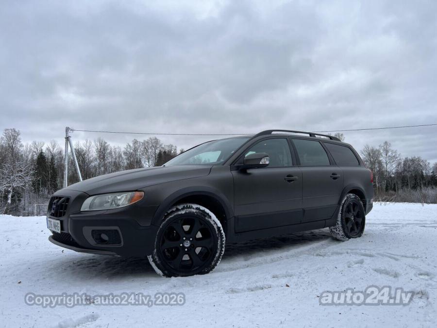 Pelēks Volvo XC70 2011 Otepē, ar dzinēja tilpumu 2.40 L un nobraukumu 348 tūkst. km par 6300 €, foto 4 vietnē AUTOMOTO.COM.LV