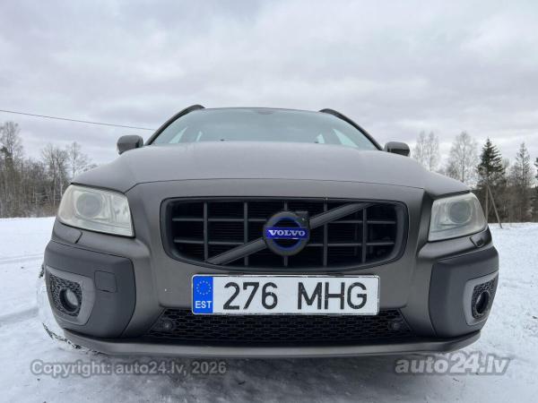 Grey Volvo XC70 2011 in Otepaa, with an engine capacity of 2.40 L and mileage of 348 thousand km for 6300 €, photo 6 on AUTOMOTO.COM.LV