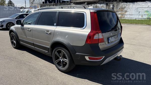 Pelēks Volvo XC70 2011 Rīga, ar dzinēja tilpumu 2.00 L un nobraukumu 296 tūkst. km par 7500 €, foto 3 vietnē AUTOMOTO.COM.LV