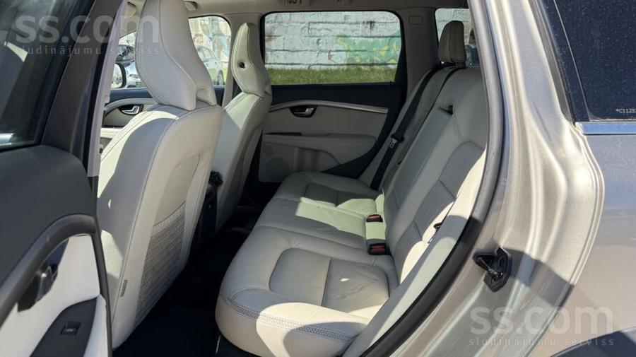 Pelēks Volvo XC70 2011 Rīga, ar dzinēja tilpumu 2.00 L un nobraukumu 296 tūkst. km par 7500 €, foto 14 vietnē AUTOMOTO.COM.LV