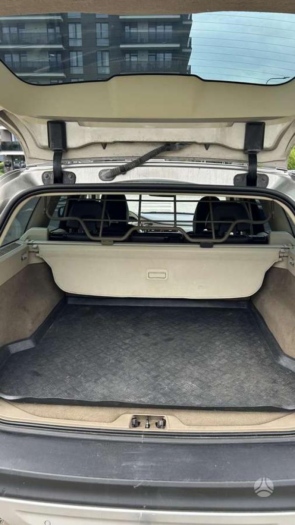 Pelēks Volvo XC70 2011 Viļņa, ar dzinēja tilpumu 2.40 L un nobraukumu 391 tūkst. km par 6000 €, foto 10 vietnē AUTOMOTO.COM.LV