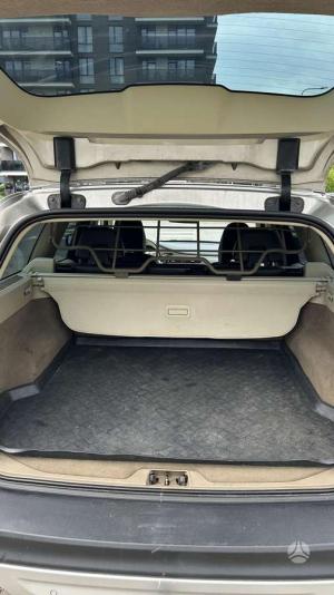 Pelēks Volvo XC70 2011 Viļņa, ar dzinēja tilpumu 2.40 L un nobraukumu 391 tūkst. km par 6000 €, foto 11 vietnē AUTOMOTO.COM.LV