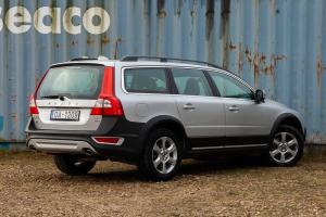 Grey Volvo XC70 2011 in Riga, with an engine capacity of 2.40 L and mileage of 316 thousand km for 9495 €, photo 5 on AUTOMOTO.COM.LV