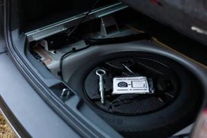 Grey Volvo XC70 2011 in Riga, with an engine capacity of 2.40 L and mileage of 316 thousand km for 9495 €, photo 9 on AUTOMOTO.COM.LV