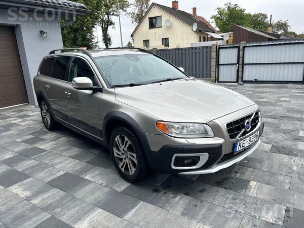 Pelēks Volvo XC70 2011 Rēzekne, ar dzinēja tilpumu 2.40 L un nobraukumu 337 tūkst. km par 6700 €, foto 3 vietnē AUTOMOTO.COM.LV
