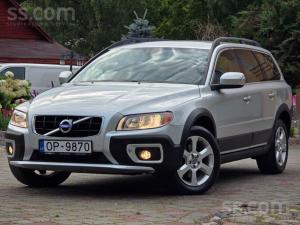 Pelēks Volvo XC70 2011 Rīga, ar dzinēja tilpumu 2.00 L un nobraukumu 371 tūkst. km par 6950 €, foto  vietnē AUTOMOTO.COM.LV
