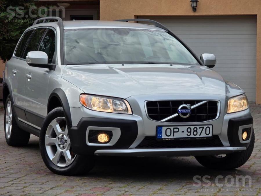 Pelēks Volvo XC70 2011 Rīga, ar dzinēja tilpumu 2.00 L un nobraukumu 371 tūkst. km par 6950 €, foto 8 vietnē AUTOMOTO.COM.LV