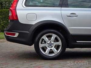 Pelēks Volvo XC70 2011 Rīga, ar dzinēja tilpumu 2.00 L un nobraukumu 371 tūkst. km par 6950 €, foto 12 vietnē AUTOMOTO.COM.LV