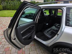 Pelēks Volvo XC70 2011 Rīga, ar dzinēja tilpumu 2.00 L un nobraukumu 371 tūkst. km par 6950 €, foto 19 vietnē AUTOMOTO.COM.LV