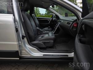 Pelēks Volvo XC70 2011 Rīga, ar dzinēja tilpumu 2.00 L un nobraukumu 371 tūkst. km par 6950 €, foto 21 vietnē AUTOMOTO.COM.LV